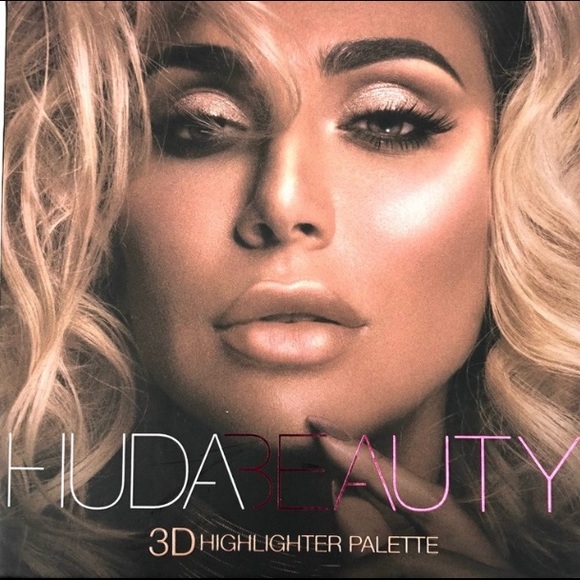 HUDA BEAUTY | Makeup | Huda Beauty Highlighter Kit In Pink Sands | Poshmark
